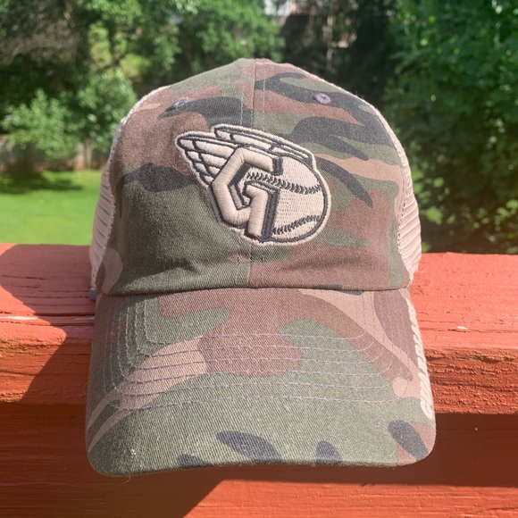 fan favorite | Accessories | Cleveland Guardians Camo Snapback Cap Mlb ...